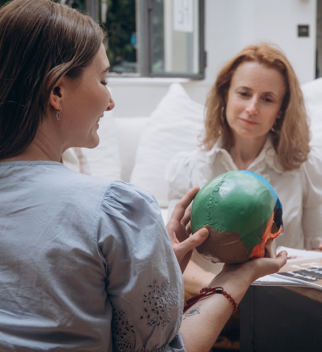 FaceYoga.studio® - Transformez votre Visage avec le Face Yoga et le Face Taping®