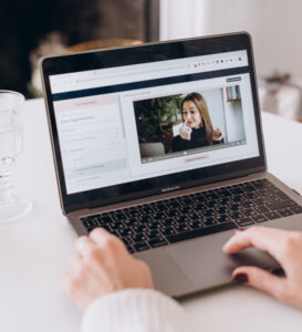 FaceYoga.studio® - Transformez votre Visage avec le Face Yoga et le Face Taping®